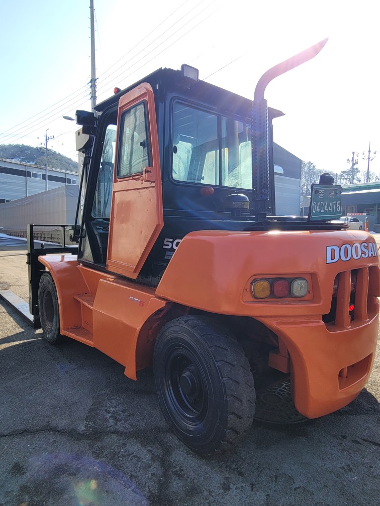 두산D50S-5 자동발 디젤 중고지게차 > 중고지게차 | 중고지게차 직거래 매매 지게몬