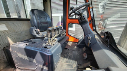 두산 8톤 하이마스트 풀옵션 디젤지게차 > 중고지게차 | 중고지게차 직거래 매매 지게몬